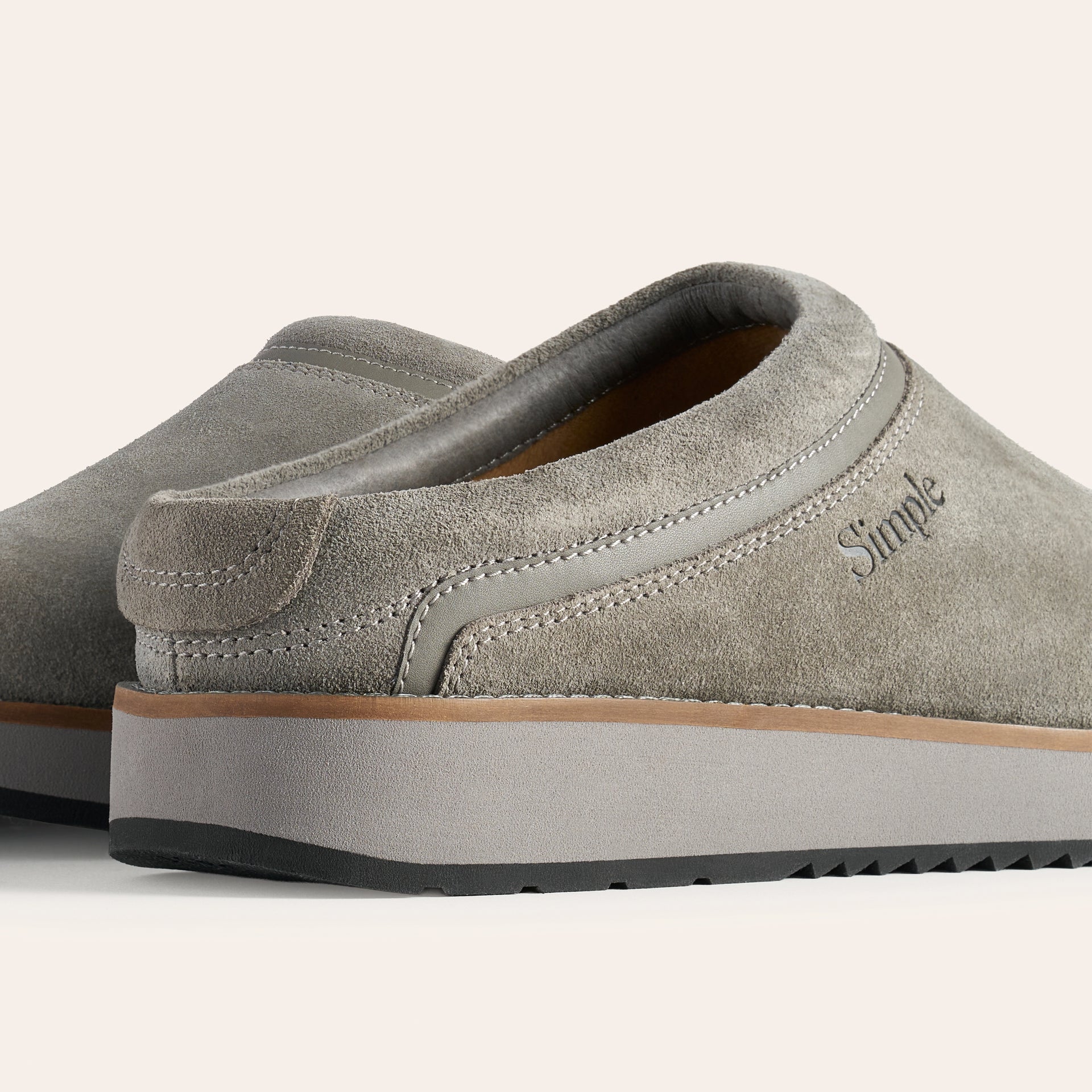 Simple® Clogs