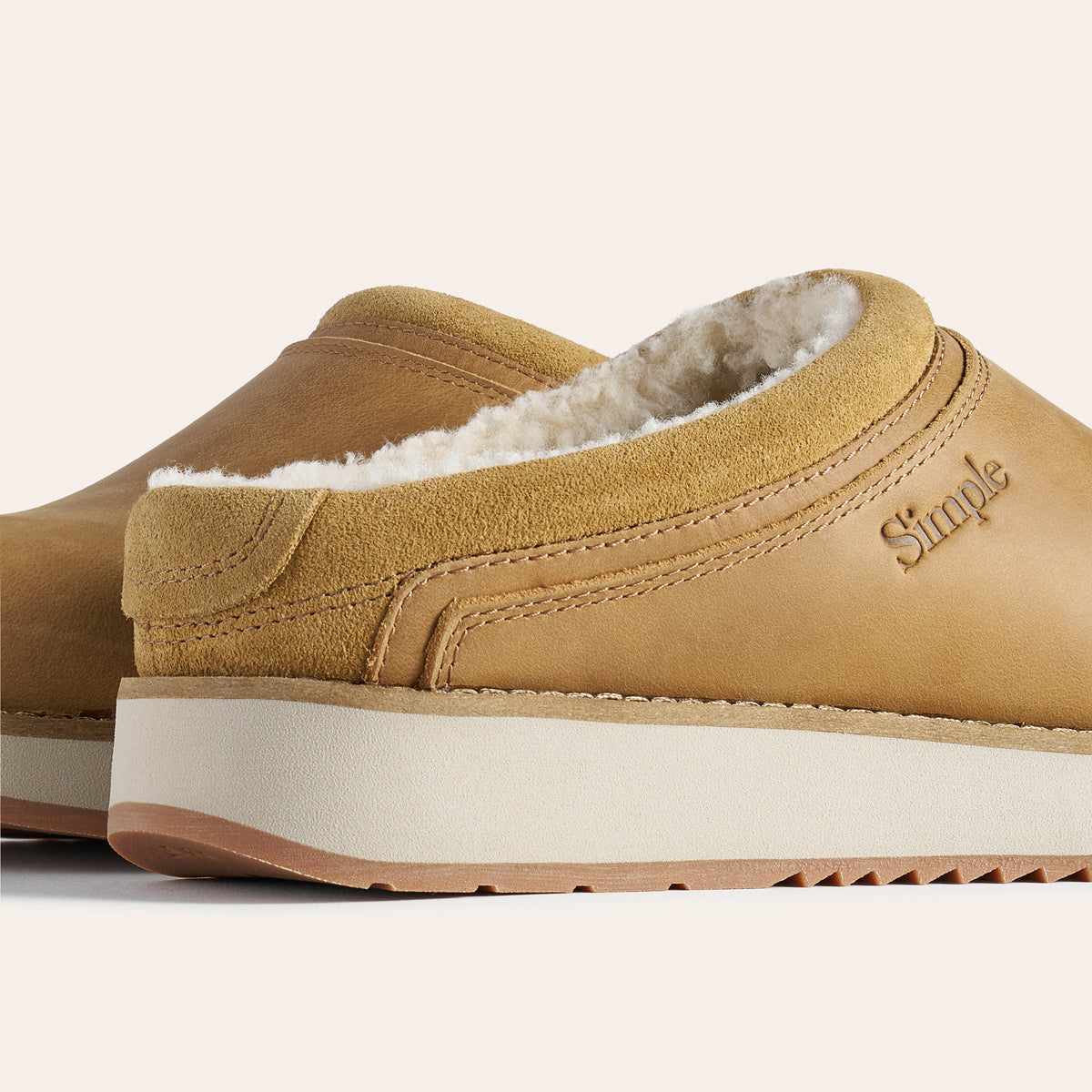 Simple® Clogs